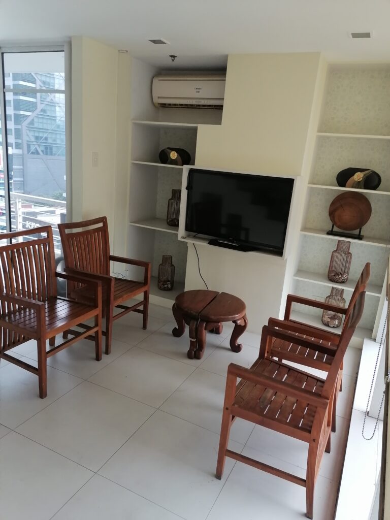 8th W Tower Residences - StayHere